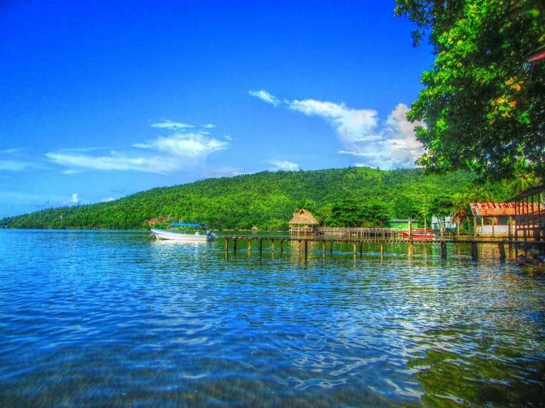 Lago de Izabal es el gigante de agua dulce en Guatemala