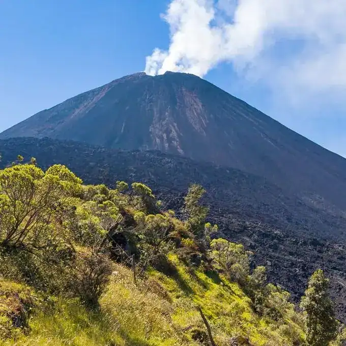 Volcán de Pacaya es un coloso activo que siempre deja historias